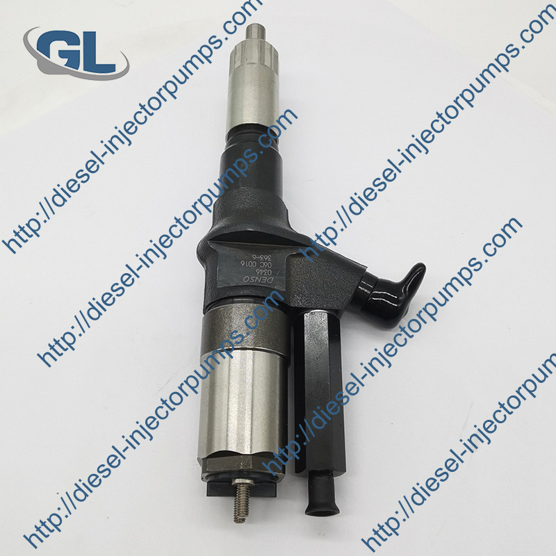 ISUZU GIGA 6TE1 Diesel Engine Fuel Injector 095000-0340 095000-0349 1 ...