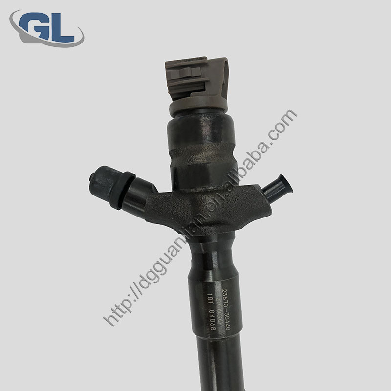 Fuel Injector 23670-30440 23670-39435 295900-0250 295900-0200 For ...